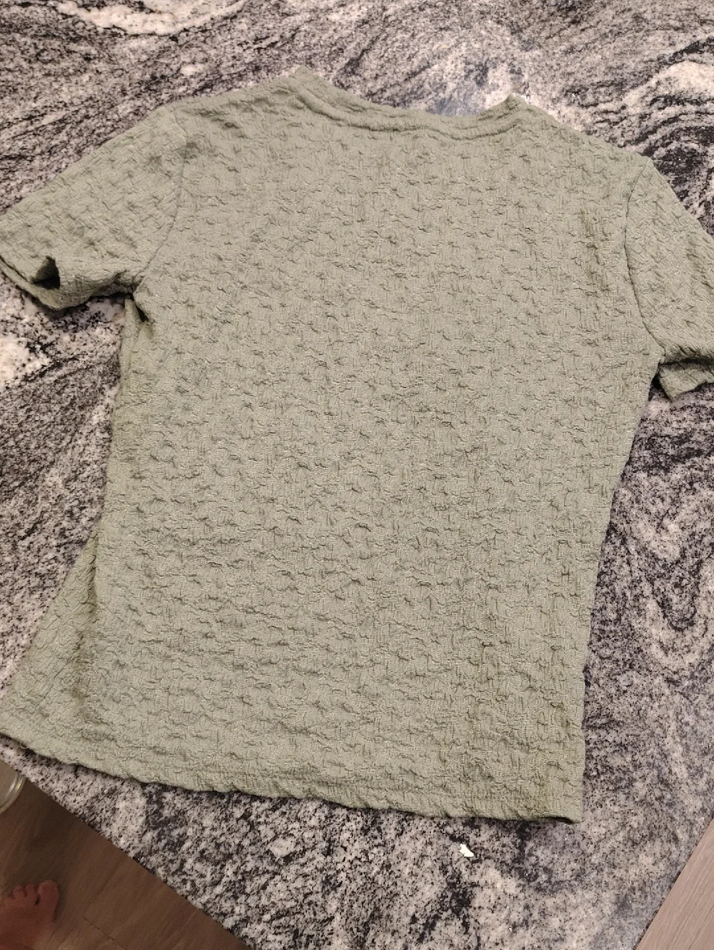 Simply Vera Vera Wang | Tops | Simply Vera Vera Wang Sage Green ...